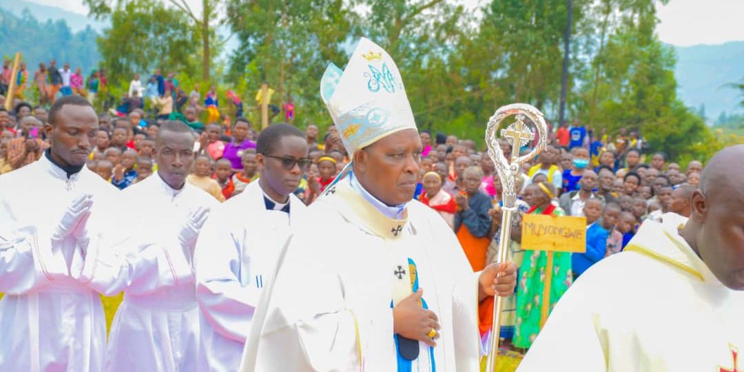 « Menye kandi nkunde Kiliziya ndimo » : Yubile y’imyaka 75 ya paruwasi ...